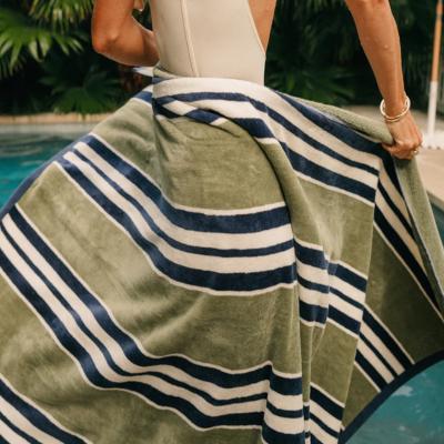 China Organic Cotton Beach Towel Green Stripes 150x75cm GOTS Certified Eco-Friendly Natural Dye for sale
