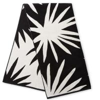 China Plush Luxury Beach Towels 100% Cotton 75x150cm Quick Drying Fade Resistant Customizable for sale