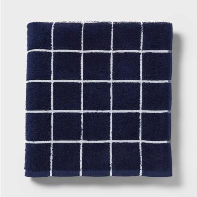 China Scandinavian Grid Design Ultra-Absorbent Cotton Bath Towel 160x80cm 480gsm for sale