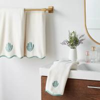 China Coastal Cotton Bath Towel Set 550-600 GSM Absorbent Custom Sizes Beach Inspired for sale