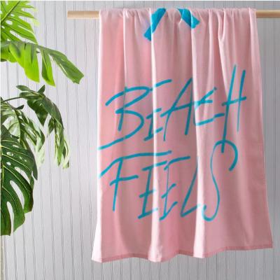 China Ultra-Lightweight 100% Cotton Beach Towel 70x140cm Quick-Dry Travel Towel for sale