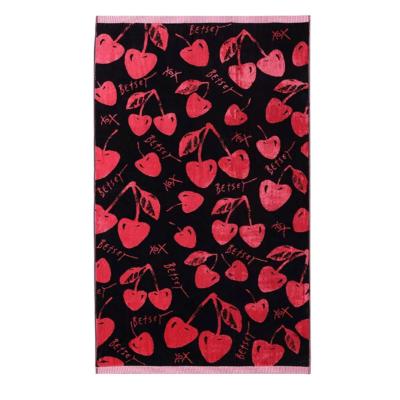China Ultra Light Microfiber Beach Towel 80x160cm Quick Dry Sand Free Travel Towel 250GSM for sale