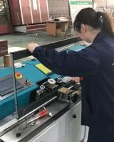 China Aluminum Spacer Frame Butyl Extruder Machine Upright Structure Glue Cylinder for sale