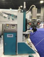 China Long Service Life Desiccant Filling Machine Adopts Industrial PLC Control Computer Good Stability for sale