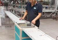 China Warm Edge Frame Green 56mm Aluminum Cutting Machine for sale