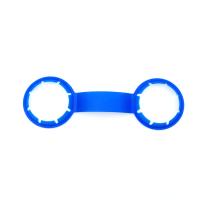 China HDPE Plastic Bottle Handles With 2 Pack Design For 38mm Diameter Bottle Neck Holder for sale
