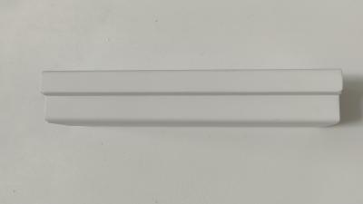 China Sustainable Wood Decorative Window Frame Moulding 0.5-1 Inch Thickness Eco-Friendly Interior Trim for sale