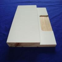 China Custom Wooden Door Frame with Hinged Design - Kiln-Dried 10-13% MC Finger-Jointed Construction in 14-300mm Width Range for sale