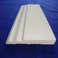 China Kiln-Dried Finger-Jointed Pine/Fir Baseboard Trim - 10-13% MC, Custom Sizes 14-300mm Width, White Primed Finish for sale