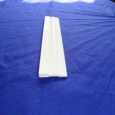 China Custom Size Water Resistance Wood Corner Molding 14-300mm Width 6-106mm Thickness Kiln Dried Finger-Jointed for sale