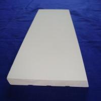 China KD FJ EG Primed Wood Baseboard Moulding - 10-13% Moisture Content, Custom Sizes 14-300mm Width for sale