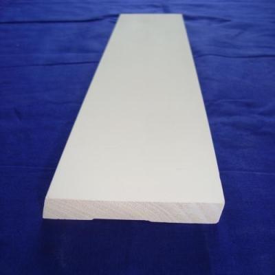 China Custom Length Kiln Dried Wood Baseboard Mouldings - 10-13% MC Finger-Jointed Pine/Fir with SGS Certification for sale