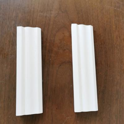 China Residential 7ft 8ft Decorative Wooden Molding with CE SGS Certificate - Kiln Dried 10-13% MC Finger-Jointed Timber for sale