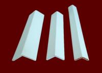 China Decorative Wood Moulding Easy to Install Varnished Smooth Interior Trim for sale