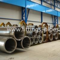 China Hot Rolled Astm A333 A106 Alloy Seamless Steel Pipe 12
