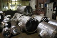 China Astm A234 P91 P22 Steel Pipe Tee Fittings Sch80 Alloy Seamless Equal Diameter for sale