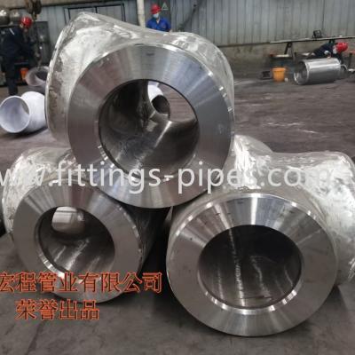 China Asme B16.9 Carbon Steel Tee 1/2