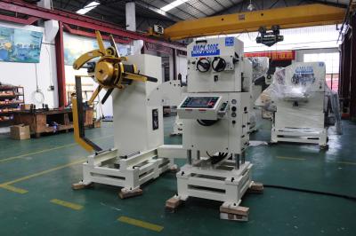 China Automatic Coil Steel 3 In 1 Decoiler Straightener Feeder Coil Handling Equipment for sale