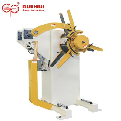 China Manual Or Pneumatic Hydraulic Steel Decoiling Machine For Coil Material Feeding for sale