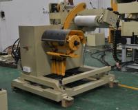China Hydraulic Decoiler Machine Strip Straightener Machine For Metal Stamping for sale