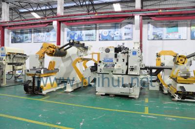 China Coil Sheet Automatic Decoiler Straightener Feeder MAC4-1000F For Press Line for sale
