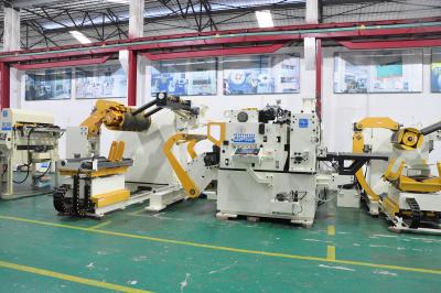 China Punching Leveling 3 In 1 Feeder Device Heavy Duty Material Frame Stamping Automatic for sale