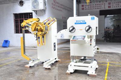 China Leveling Coil Feeder Straightener Punching Equipment Automation 12 Months Warranty for sale