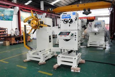 China Automatic Air Coil Feeder Straightener Equipment Length Punch High Precision for sale