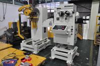 China Clip Type Automatic Press Feeding Equipment High Punching Precision Smooth Feeding for sale