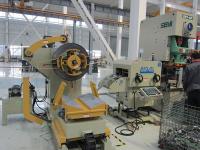 China Stamping And Feeding Decoiler Straightener Feeder Equipment Fully Automatic for sale