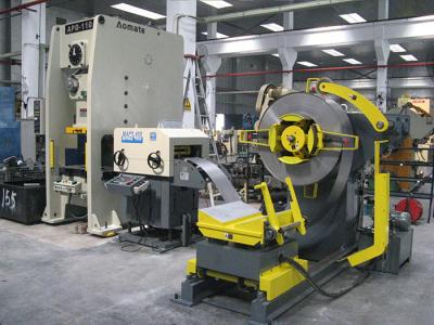 China Metal Foil Roll Stamping Receiving Punching Press Machine Automated Production Line for sale