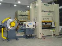 China Long Flat Sheet Roll Stamping Decoiler And Straightener Automation Equipment for sale