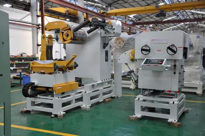China Metal Parts Stamping And Steel Coil Uncoiler Equipment , Coil Straightening Machine for sale