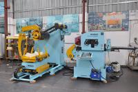China Double Servo NC Roll Feeder Decoiling And Straightening Machine Stainless Steel Strip Stamping for sale