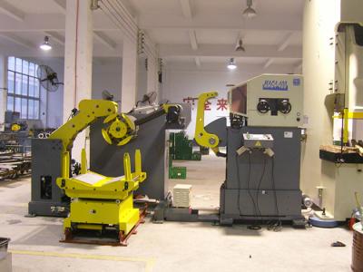 China Material Roller Shutter Spring Steel Coil Uncoiler Machine Stamping Automation for sale