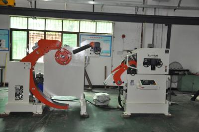 China Material Frame Automatic Stamping Sheet Metal Decoiler Machine To Straighten Wire for sale