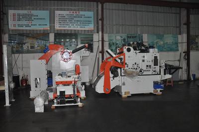 China High Speed Feeder Unwinding Equipment Material Frame Stamping Processing Automation for sale