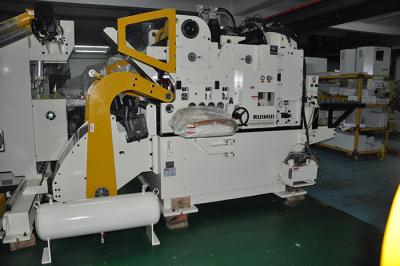 China Double End Sheet Metal Decoiler Machine ISO Pneumatic Feeder 12 Months Warranty for sale