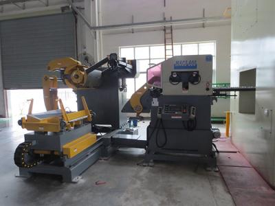 China Roller Pinch Nc Servo Roll Feeder Punching Machine , Coil Handling Equipment for sale
