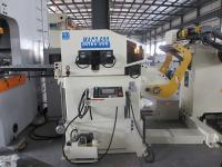 China Hydraulic Steel Coil Uncoiler Automatic Decoiler Feeder With High Precision Feeding for sale