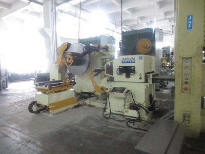 China RUIHUI Nc Leveller Feeder Mechanical Stamping Peripheral Equipment for sale