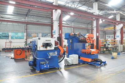 China ISO Metal Sheet Straightening Machine Material Holder / Punch Feeding Equipment for sale