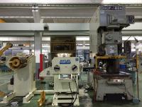 China Large Sheet Metal Decoiler Straightener Uncoiler Feeder Line Speed 16~24 M / Min for sale