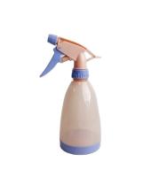 China Conveniently-sized PET Spray Bottle for Flower Watering and Hotel Disinfection for sale