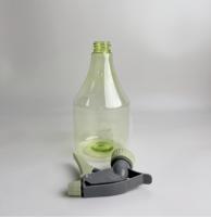 China 600ml Home Water Spray Blue/Green Plastic Trigger Sprayer Transparent Bottle for sale