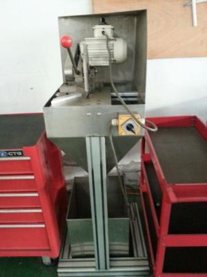 China Aluminum Decorative Profile Corner Cutting Machine for sale