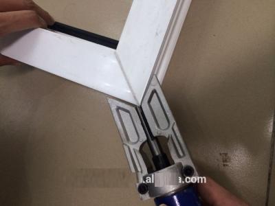 China UPVC Window Corner Cleaning Machine for sale