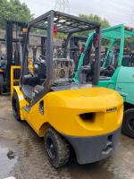 China 4300 KG Weight Used Komatsu FD30 Forklift for Japan FD30 FD50 FD70 FD100 FD150 FD200 for sale