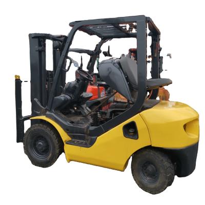 China Hotels' Choice Komatsu FD25 2.5 Ton Mini Forklift with 1200mm Fork Length in Shanghai for sale