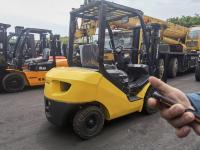 China Komatsu FD30 3ton Forklift FD25 FD50 1.5ton 2.5ton 3ton 5ton Japan Made Used Forklift for sale